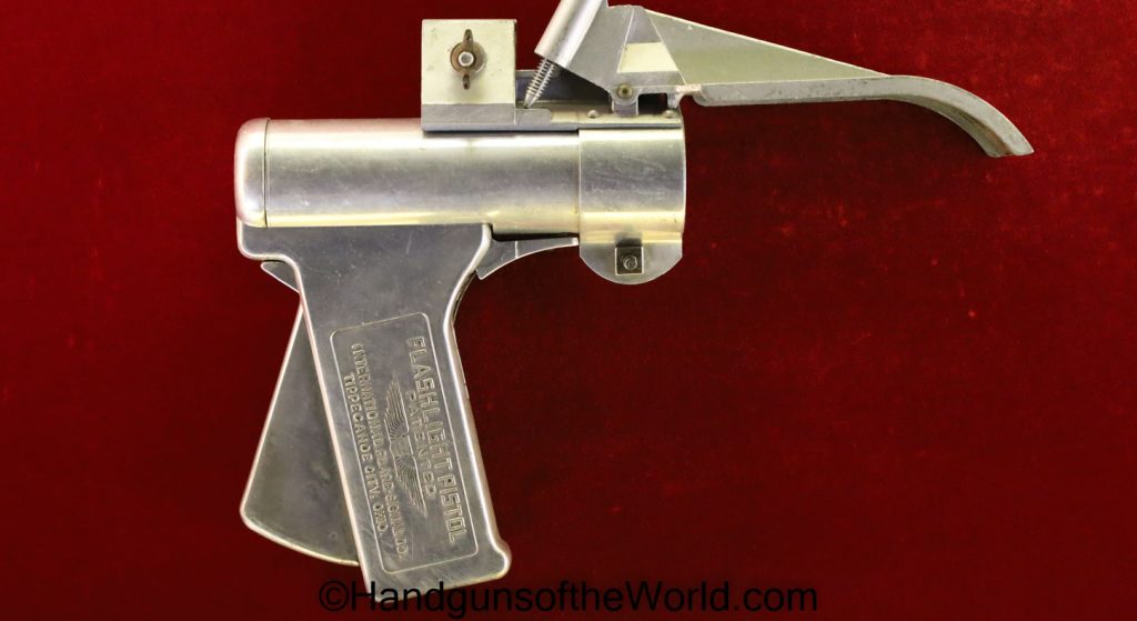 International Flare Signal Flashlight Pistol Package - Handguns of the ...