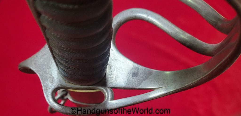 Wilkinson Medium Duty Royal Artillery Sword with Provenance - Handguns ...