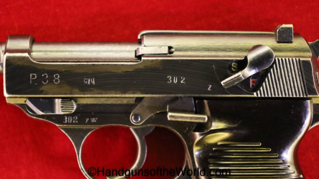 Walther P-38, CYQ, 9mm, Nazi WWII Issue - Handguns of the World