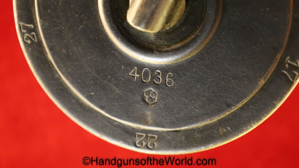 Luger Snail Drum, 9mm, 1st Pattern, 32 Round - Handguns of the World