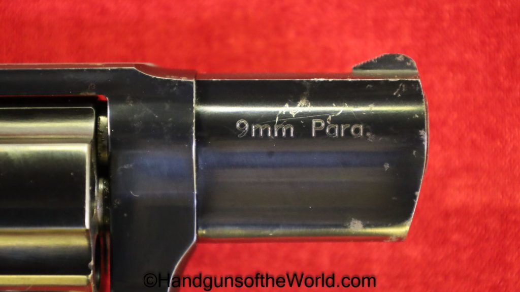 Taurus M905 Revolver, 9mm, Blue with Box - Handguns of the World