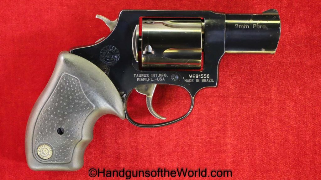Taurus M905 Revolver, 9mm, Blue with Box - Handguns of the World