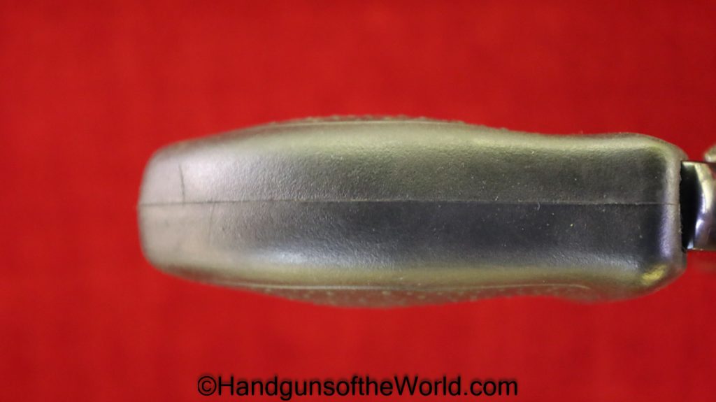 Taurus M905 Revolver, 9mm, Blue with Box - Handguns of the World